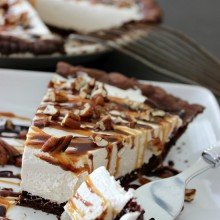 Turtle Cheesecake Pie - Hoosier Homemade